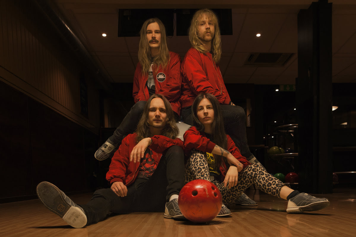 NEWS: HOT BREATH – Launch Video Of Live Session – Rock Out Stand Out